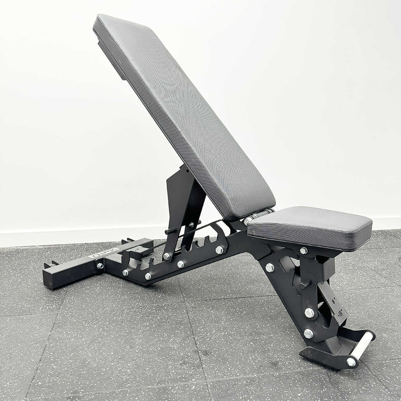 Semtex Pro Bench – landmarkathletics